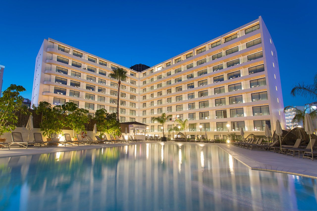 Presidente, Benidorm, Costa Blanca – Book with Budget Travel - Budget ...