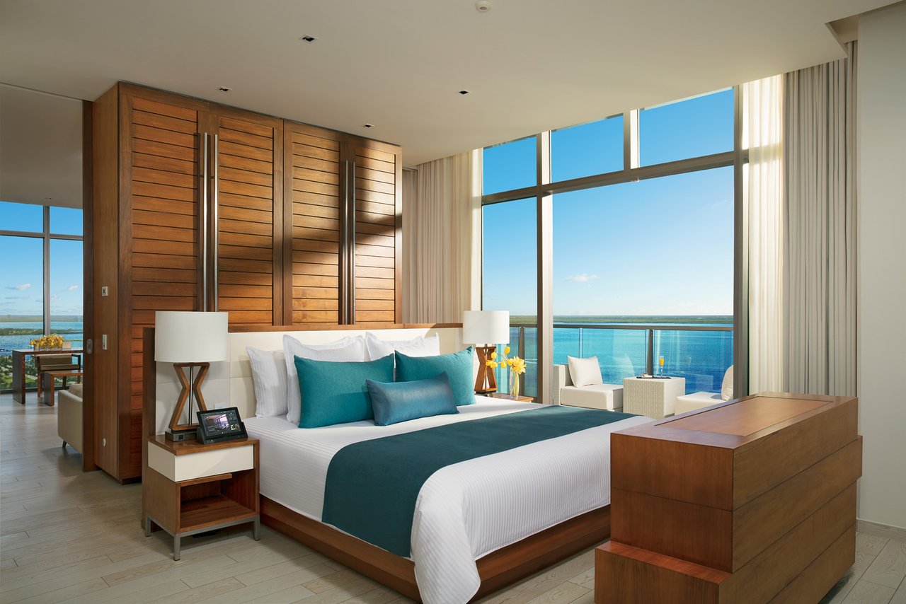 Secrets The Vine Cancun Resort & Spa, Cancun, Mexico - Book with Budget ...