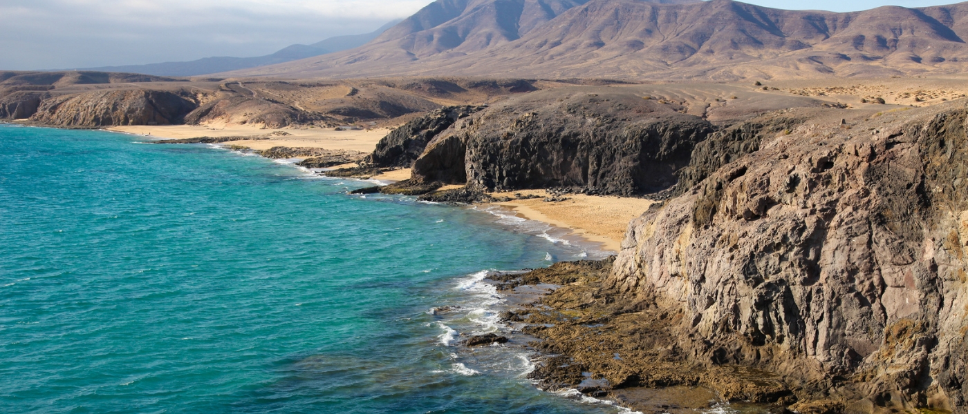Best Beaches in Lanzarote: A Guide for Irish Holidaymakers - Budget Travel